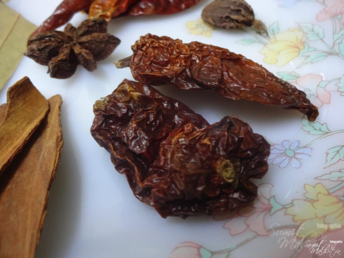 Chilli Oil Recipe with Bhut Jolokia - Super Spicy Chili Oil